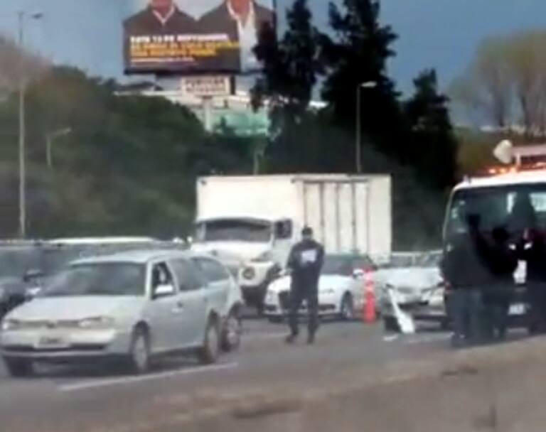 Choque Múltiple En Panamericana A La Altura De San Isidro Al Menos Dos