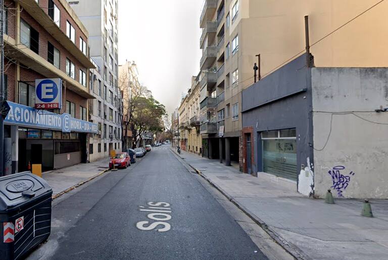 Un niño de tres años murió tras caer desde un sexto piso en Monserrat ... Un niño de tres años murió tras caer desde un sexto piso en Monserrat ...