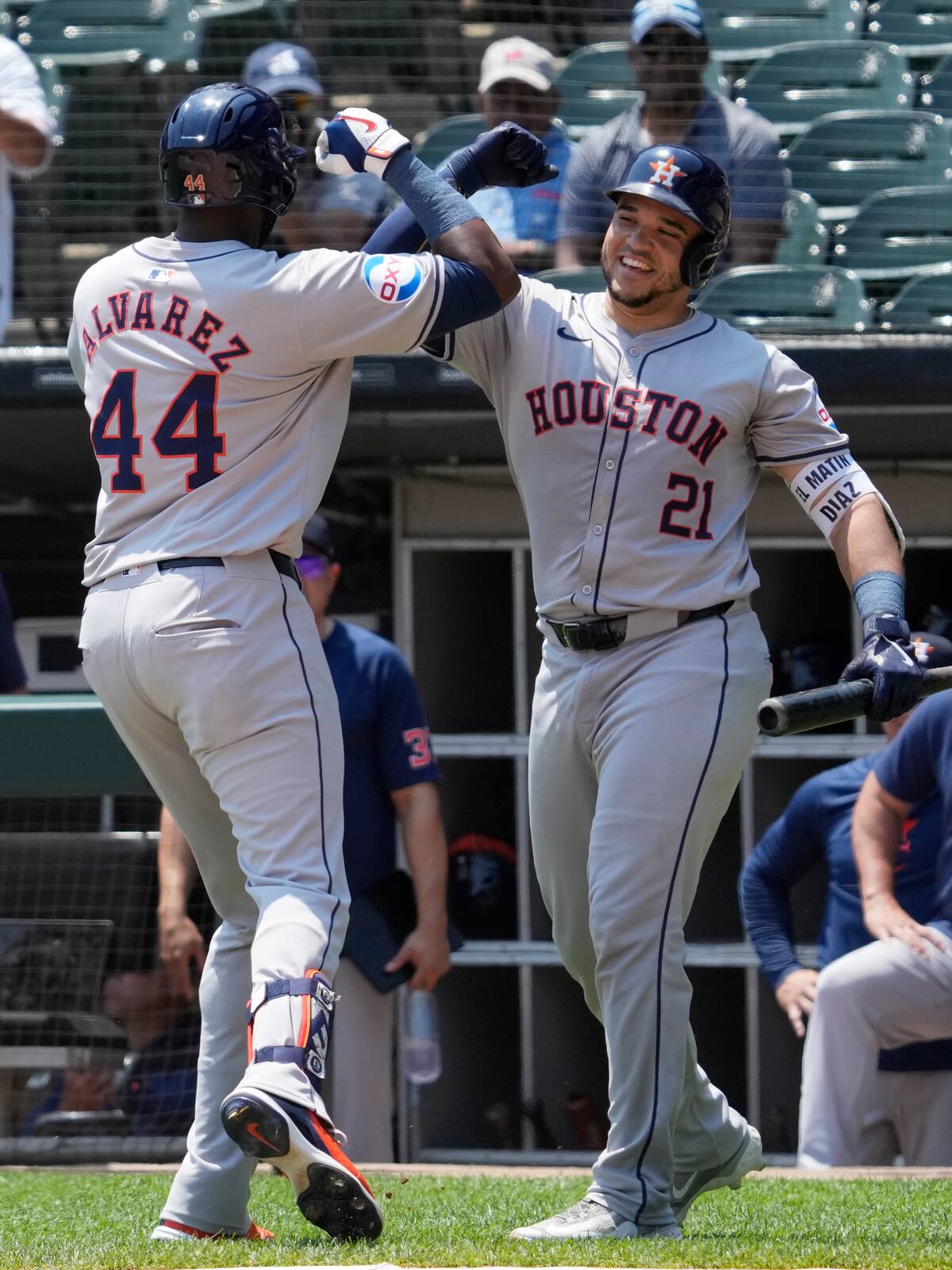 Yordan Álvarez jonronea y empuja 2 carreras en triunfo 5-3 de Astros ... Yordan Álvarez jonronea y empuja 2 carreras en triunfo 5-3 de Astros ...