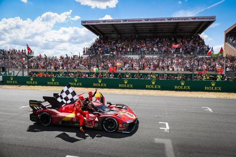 Cincuenta Años Después El Mito De Ferrari Renace En Las 24 Horas De Le