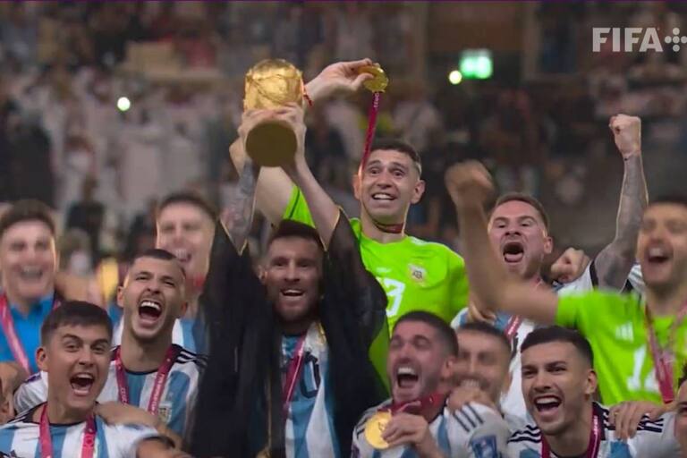 Las lágrimas de Scaloni y otras perlitas en la “película del campeón ... Las lágrimas de Scaloni y otras perlitas en la “película del campeón ...