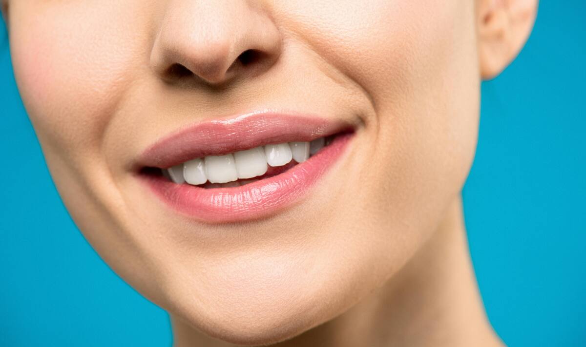 El Error Matutino Que Provoca Que Los Dientes Se Pongan Amarillos