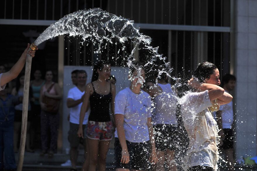 Otro Día De Alerta Amarilla Por Las Altas Temperaturas En La Ciudad Y